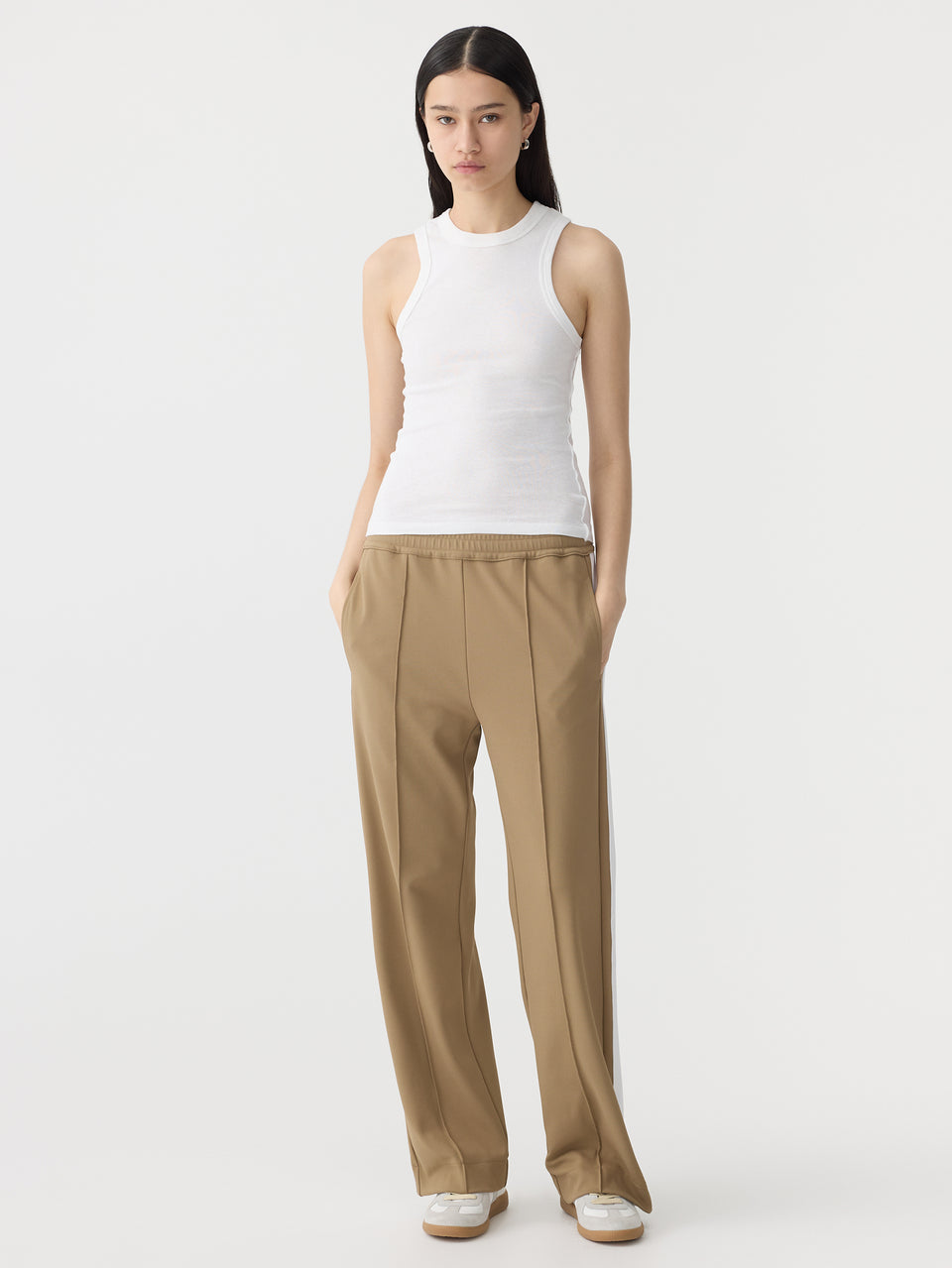 Seam Detail Tank – BASSIKE